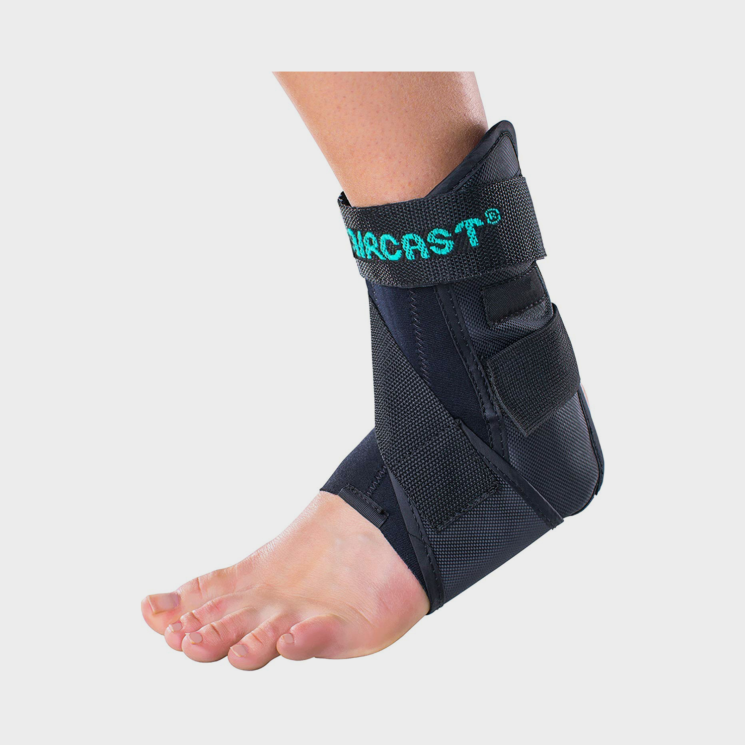 Aircast Airsport Brace Large Left Buy Online At Best Price In India Cureka