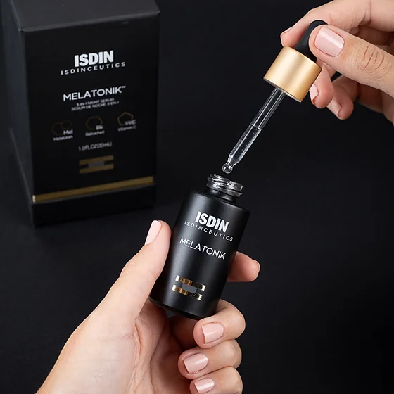 ISDIN Melatonik - Night Serum (30ml) - Cureka - Online Health Care ...