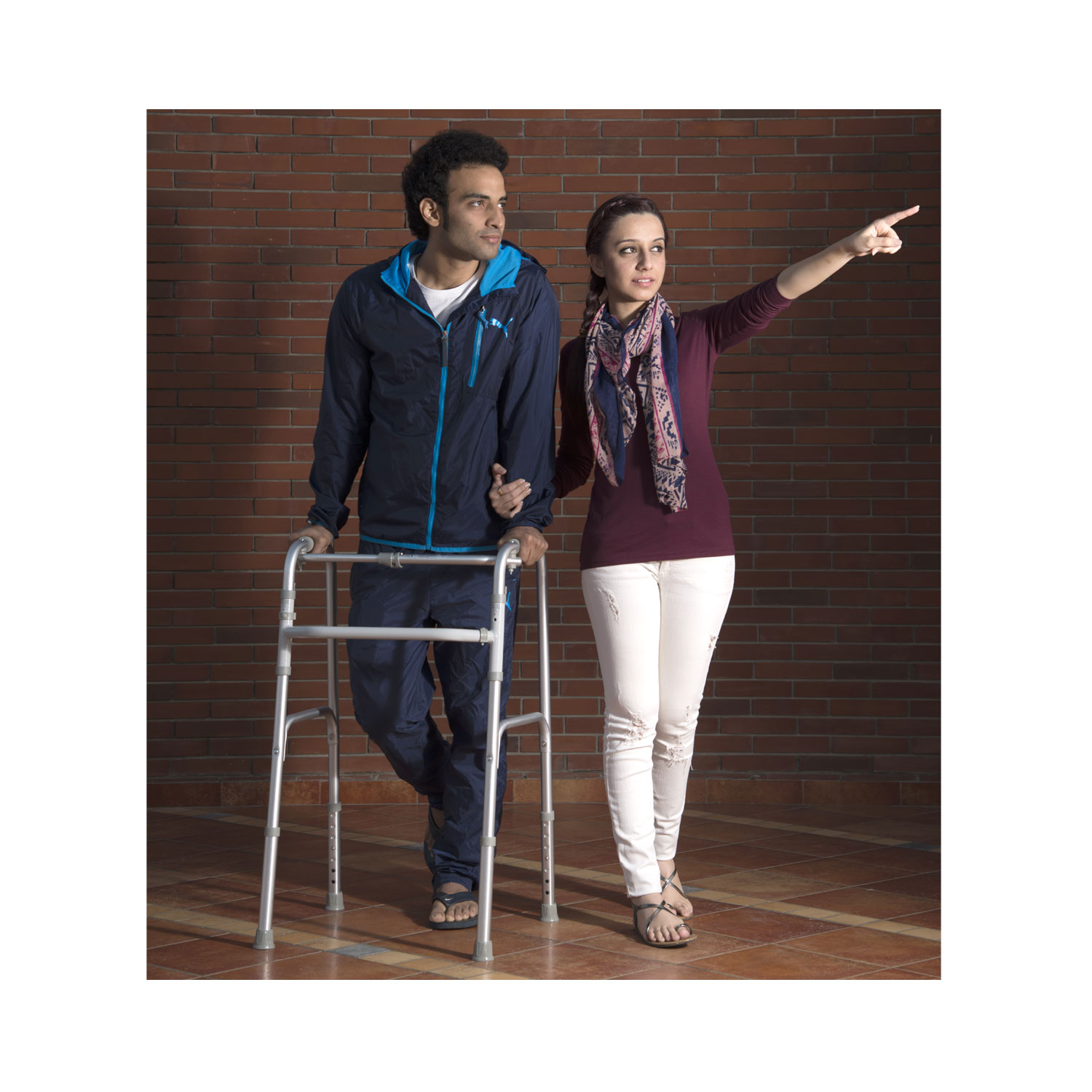 Tynor Walker Invalid’s HD All Pods L-34 (Universal) - Cureka - Online ...